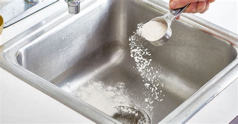 როგორ გავწმინდოთ სამზარეულოს ნიჟარა ხელმისაწვდომი საშუალებით