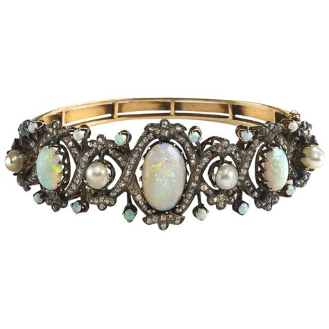 Vintage Antique 1940s 12k Gold Filled Cabochon Glitter Opal Stone