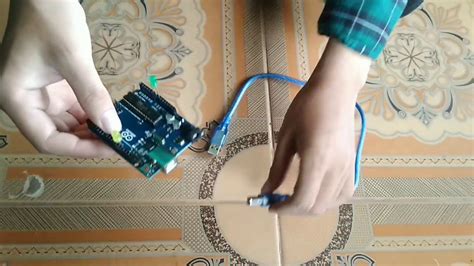 tutorial menyalakan lampu led menggunakan arduino uno youtube
