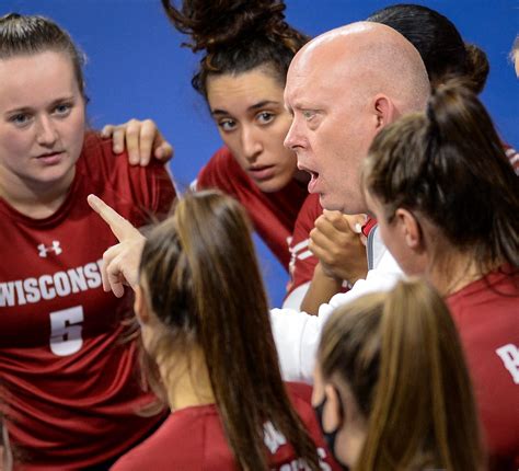 Wisconsin Volleyball In Good Hands With Head Coach Kelly Sheffield