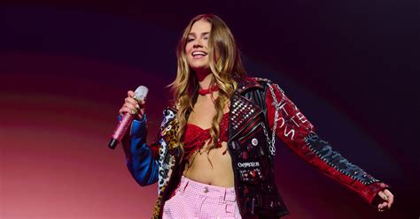 Roxy Dekker Na Succes In Afas Live Volgend Jaar Twee Keer Naar Ziggo