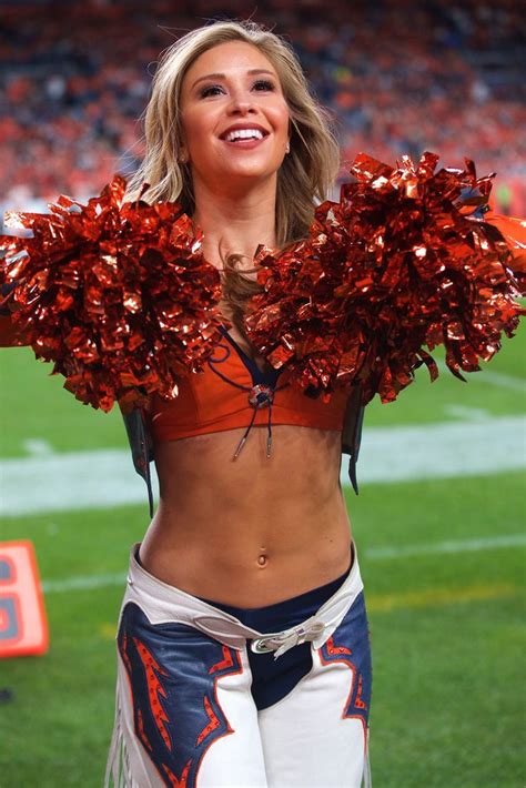 Broncos Cheerleaders Denver Bronco Cheerleaders Broncos Cheerleaders