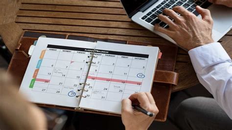 solving 12 employee scheduling problems tips and solutions staffany