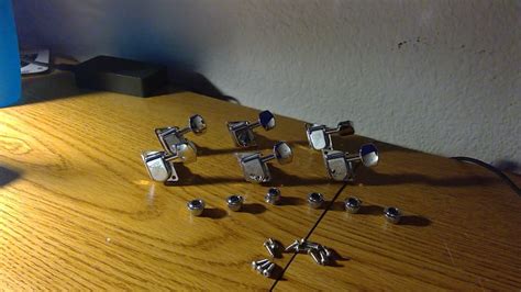 Fender Fender Tuning Keys Mint Chrome Reverb