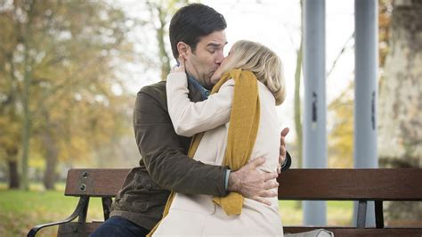 Catastrophe Star Rob Delaney Had Sex Twice During Sons Brain Surgery Au — Australia