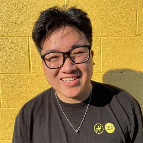 Zachary Chen Marketing Assistant Axiomtek Linkedin