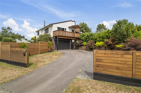 1 Waitawa Place Lynmore Rotorua Bay Of Plenty