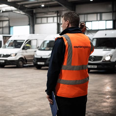 Loading Pallets Safely The Do S And Don Ts Courier Logistics Ltd