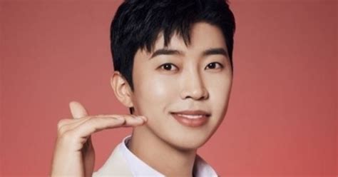 지하철 개찰구부터 에스코트”임영웅 행사 특급 팬서비스 화제