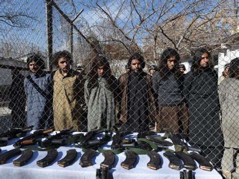 رشد افراط‌گرایی در شمال افغانستان؛ هر هفته یک مدرسه دینی ایندیپندنت فارسی