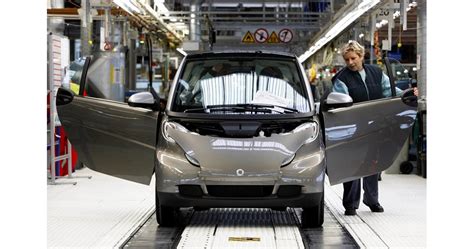 Рекорд най много продадени нови коли у нас от 10 г