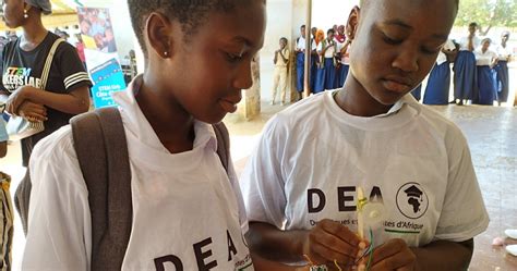 Des Lycéennes De Dabou Initiées Aux Métiers De La Science Et De La