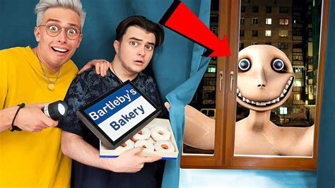 ЧЕЛОВЕК ЗА ОКНОМ в Реальной Жизни 😨 У тебя 5 МИНУТ чтобы СПРЯТАТЬСЯ