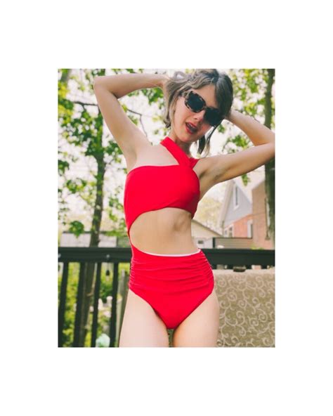 Hot Sexy Katie Boland Bikini Pics