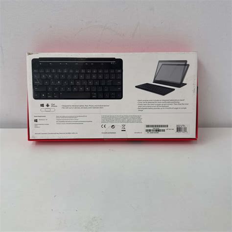 New Microsoft Universal Mobile Keyboard