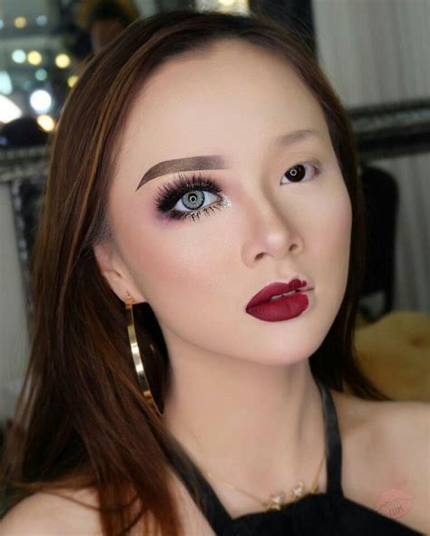 Pin By Чекан Л On Красота страшная сила Beauty Makeup Beauty Makeup