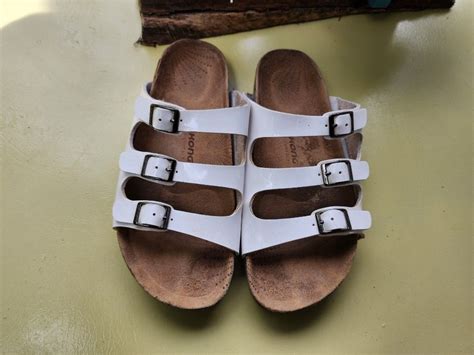 Dr. Kong slippers, Women's Fashion, Footwear, Flats & Sandals on Carousell