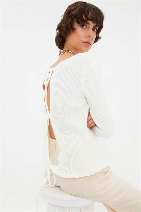 მონაცრისფრო ყვითელი დაღარული გაფორმებულ ზურგიანი ნაქსოვი სვიტერი Extra Ge 457072