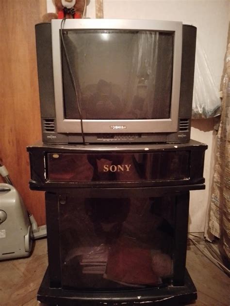 ყიდვა გაყიდვა ფონიჭალაში იყიდება ტელევიზორი ტოშიბა მოყვება სათავსო ფასი 50 ლარი Facebook