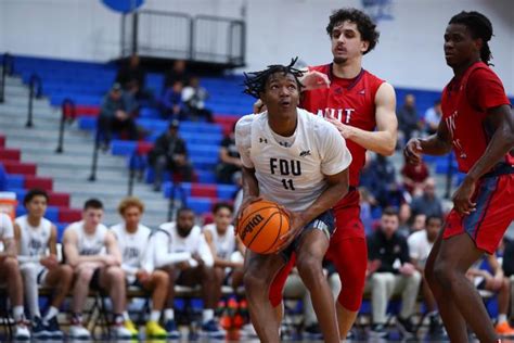 Fuzz Seals The Deal As Knights Topple Njit At Home In Thrilling Sunday