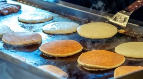Griddle Vs Grill Which One Is Better Electric Smoker HQ