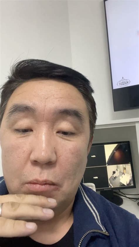 Шударга тэмцэгч Мөнх Эрдэнэ маш их айсан байдалтай лайв хийлээ Түүний