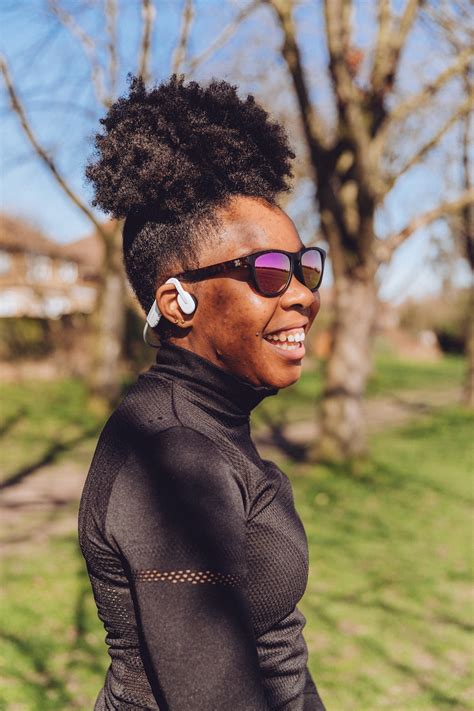 Best Workout Headphones For Indoor Workouts More Keep It SimpElle