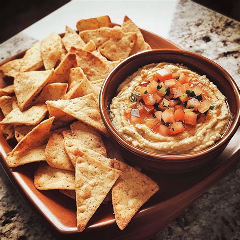 Homemade Hummus And Pita Chips Recipe
