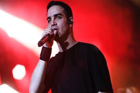 عکس خاص کریم باقری در کنار خواننده محبوب عکس