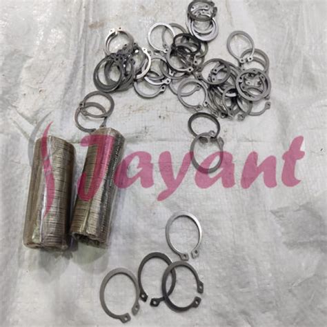 External Circlip Steel 8mm To 200mm Multi Dimensional Sizes For