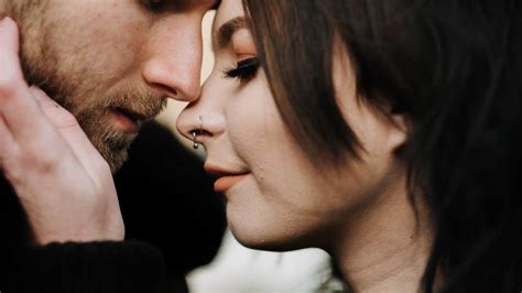 11 Odd Behaviors That Actually Mean You Re Still Stuck On Someone From Your Past Ronnie Ann