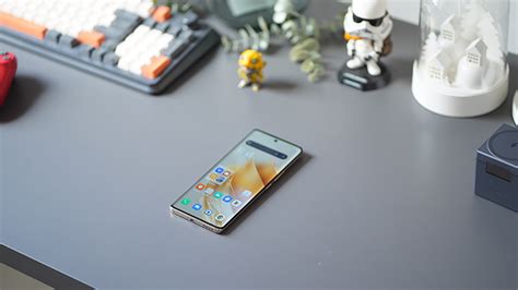 The Dynamic Refresh Rate Can Be Set To Automatic Or Manually Set To