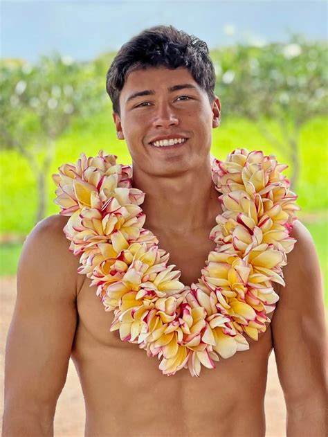 Hawaiian Hunk Hawaiian Lei For Men Male Lei Tropical Resort Floral