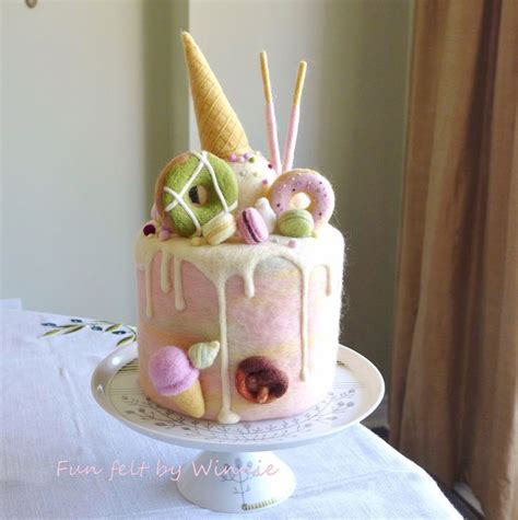 Gorgeous Rainbow Pastel Ice Cream Cake Naaldvilten Toetjes Ijs