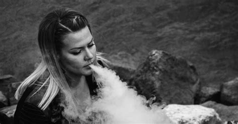 일회용 전자담배 일반 담배 20갑보다 더 많은 납 배출