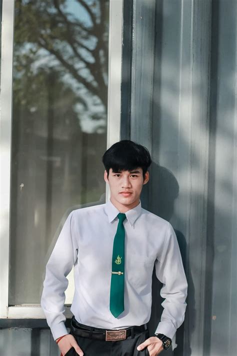 พี่นิค หนุ่หล่อจาก คณะวิทยาศาสตร์และวิศวกรรมศาสตร์ มหาวิทยาลัย