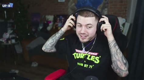 АНАР В ГОСТЯХ У КАТИ ЕКАТЗЕ Anarabdullaev Ekatze007 Youtube