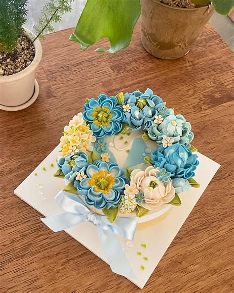 고율당 창원떡케이크 상표출원중 고율당 보자기 1호입니다 칠순케이크로 보자기케이크 주문주셨어요 그린and옐로우로 원하셔서 파스텔톤으로 화사하게 만들어 드렸습니다 원하시는