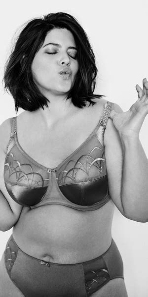 Verkkokauppa Kurvikkaille D Kupista Alkaen Lumingerie Rintaliivit Ja Alusasut Isorintaisille