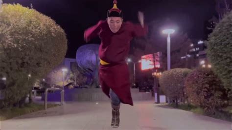 Сээр сонирхогч залуучууд Захаамин аймгийн Борто нутгийн хүү Амарсаны гэгээн дурсгалд зориулав