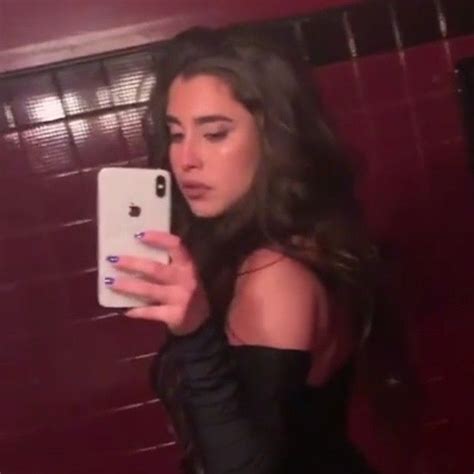 Pin By Sarah On Lauren Jauregui Icons Lauren Jauregui Lauren Girlfriends Forever