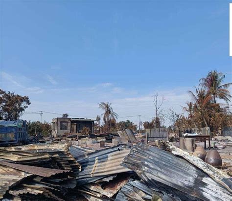 Khit Thit Media On Twitter ဒီပဲယင်းမြို့နယ်၊ မဲအိုးရွာကို စစ်တပ် မီးရ