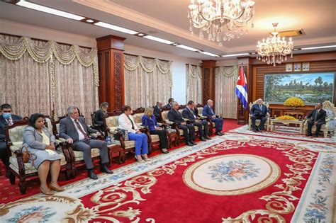 សម្តេចអគ្គមហាពញាចក្រី ហេង សំរិន ប្រធានរដ្ឋសភា