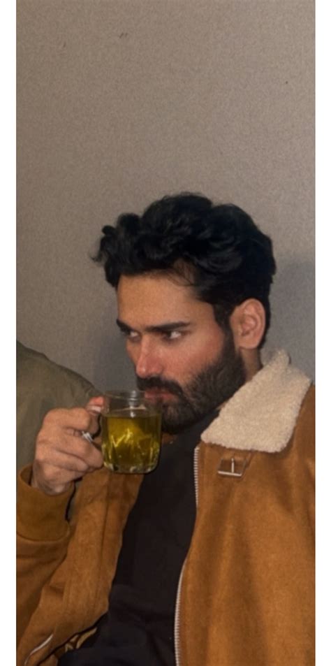 Recent Picture Of Mogger Salludon R Mewing