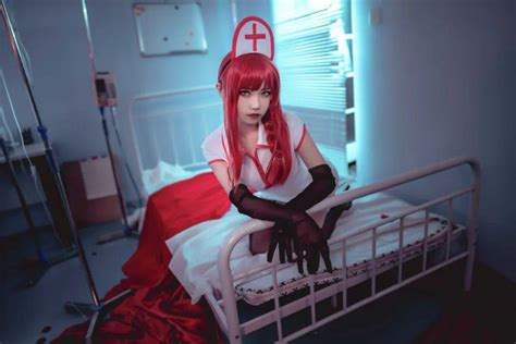 《电锯人》护士·玛奇玛cosplay 知乎