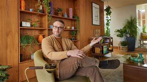 Now You Can Spend The Night With Seth Rogen In An Airbnb Courtesy Of