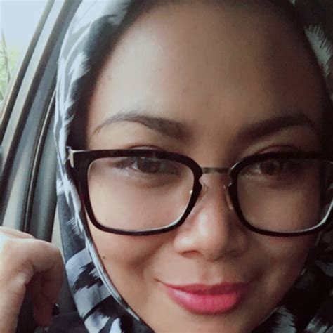 Fitria Setyaningrum Universitas Sebelas Maret Surakarta Uns