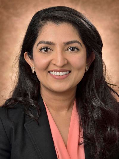 Sara Khan People On The Move Philadelphia Business Journal