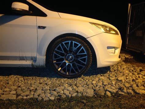 Да и кстати сменил МОМО на МОМО)) — Ford Focus ST II, 2,5 л, 2008 года ...