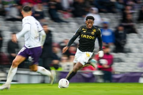 Jonathan David Est Fan Du Barça Fc Barcelone Blaugranas Fr